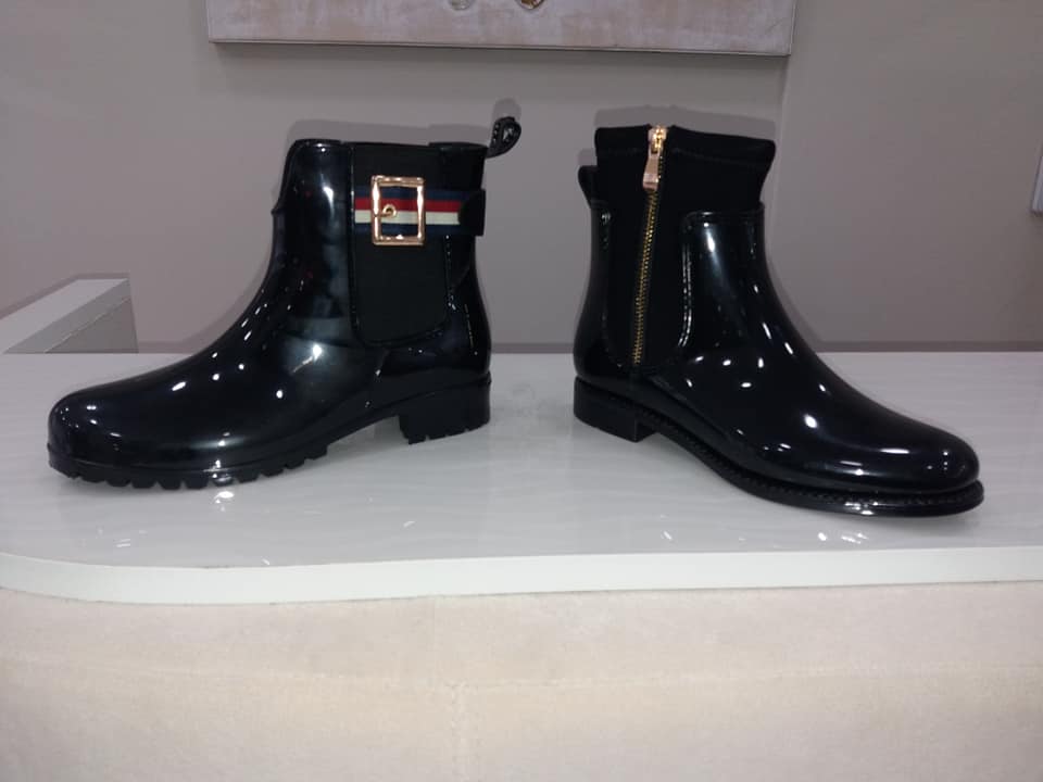Salamina.eu: DM UNIQUE SHOES